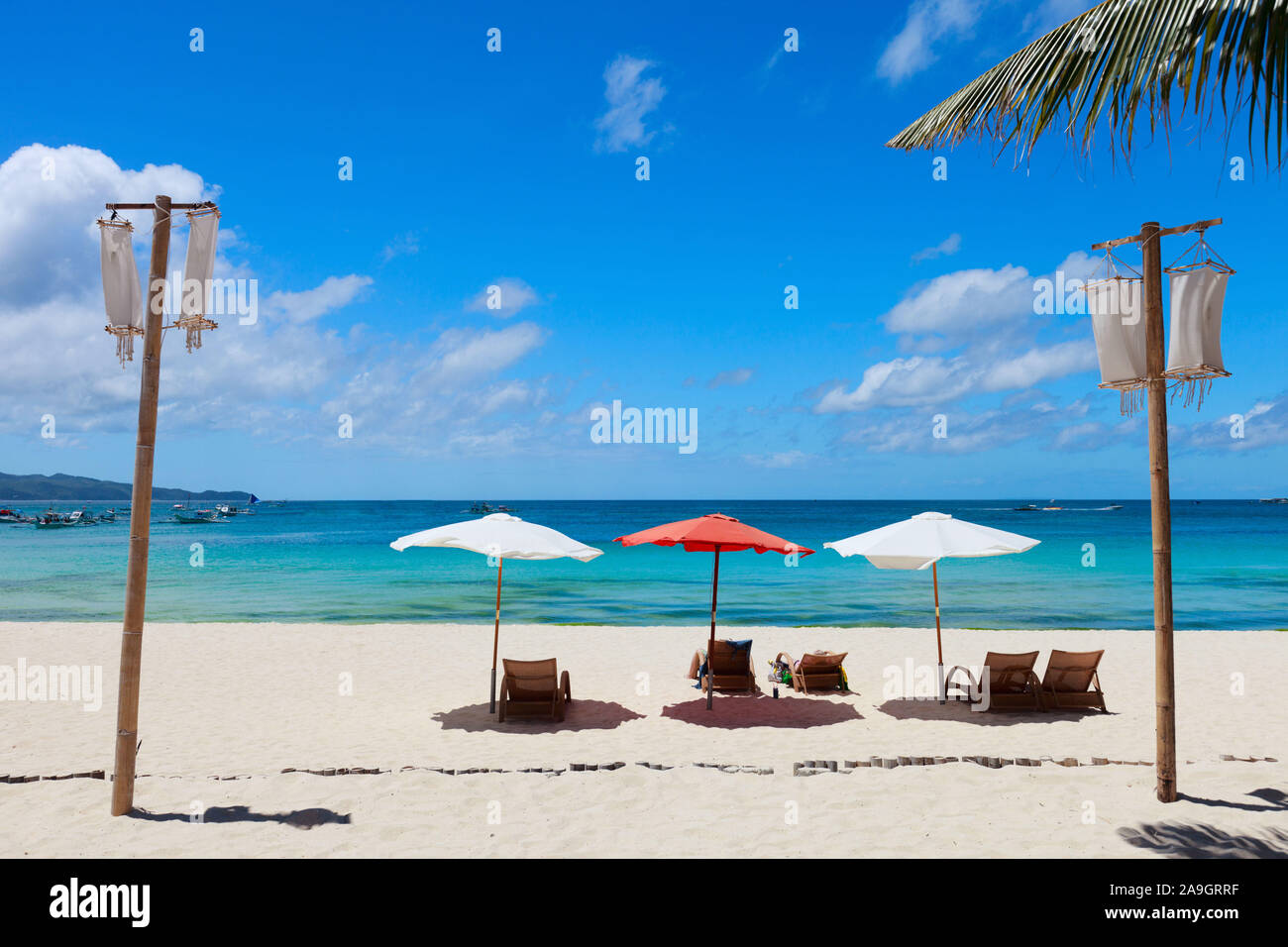 Boracay strand hi-res stock photography and images - Alamy
