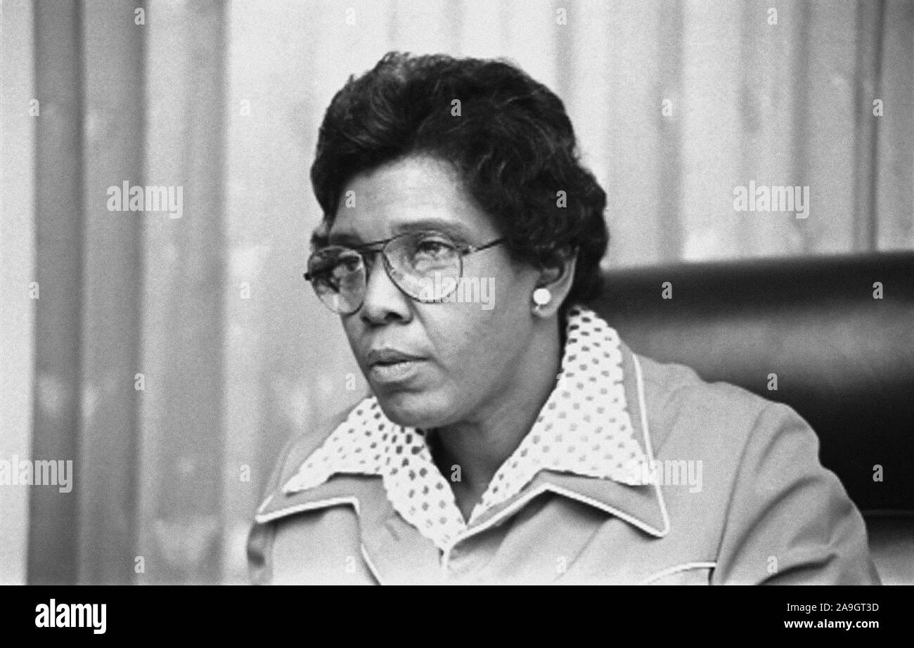 Congresswoman Barbara Jordan, head and shoulders portrait, Seated in ...