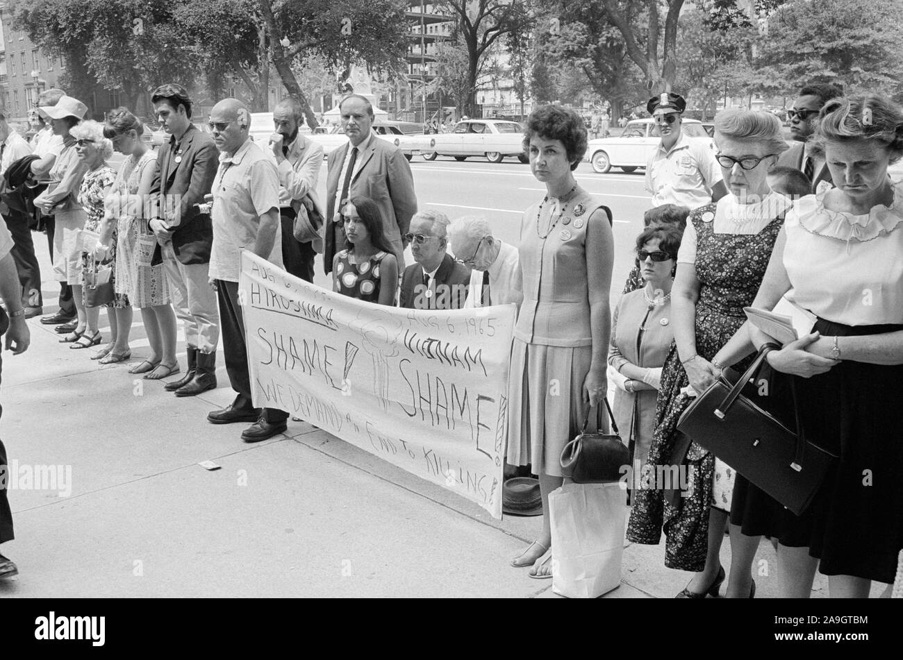 Vietnam protest washington hi-res stock photography and images - Alamy