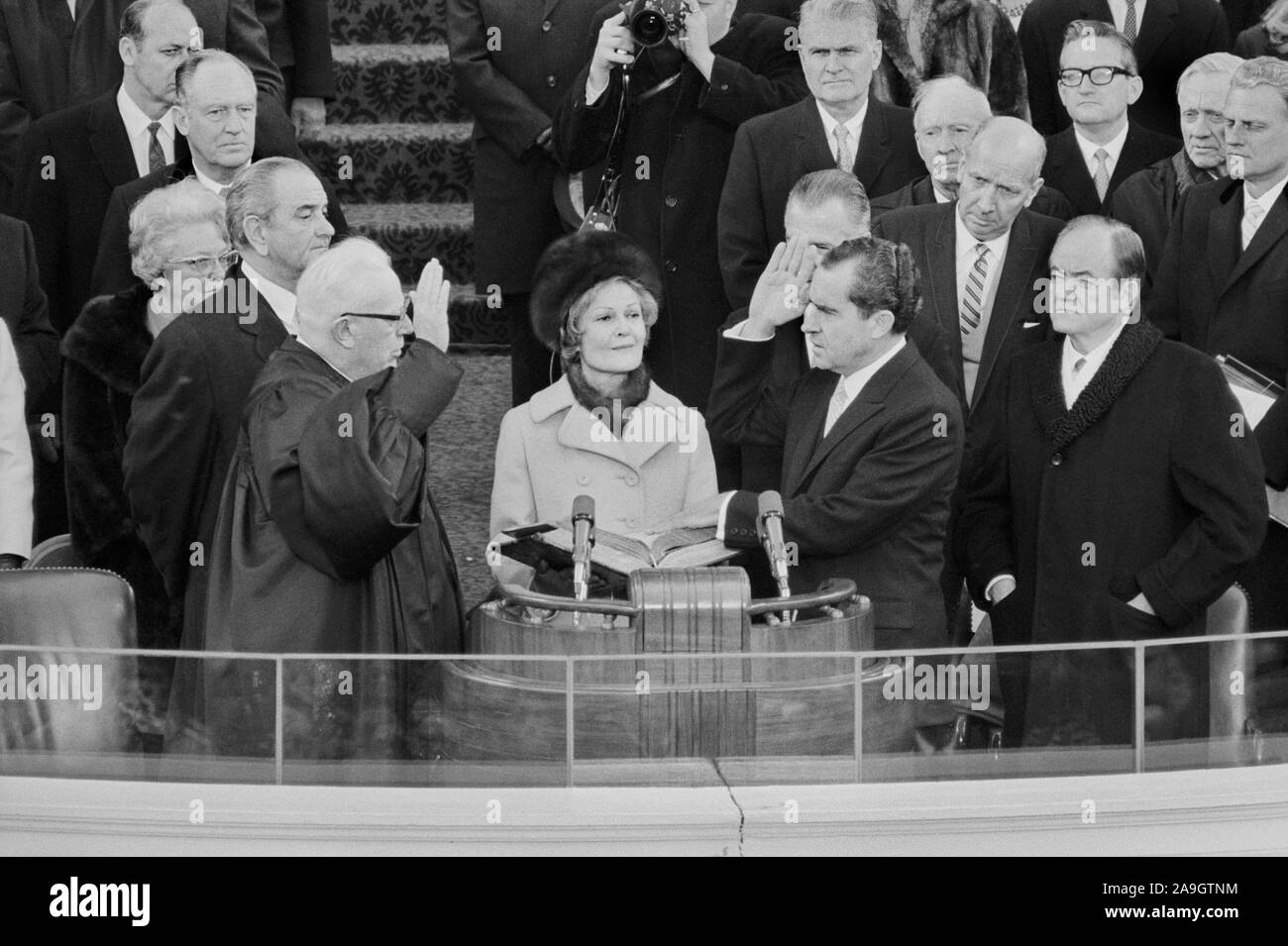 Chief justice earl warren 1969 hi-res stock photography and images - Alamy