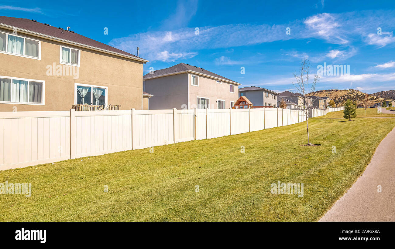 Panorama Pedestrian walkway on a modern housing estate Stock Photo - Alamy