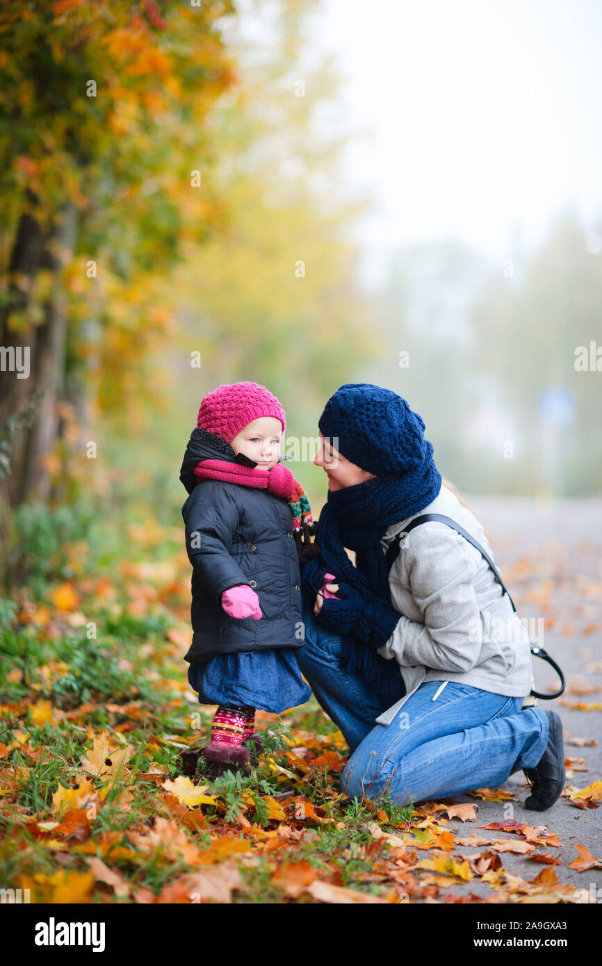 Mutter tochter beziehung hi-res stock photography and images - Alamy