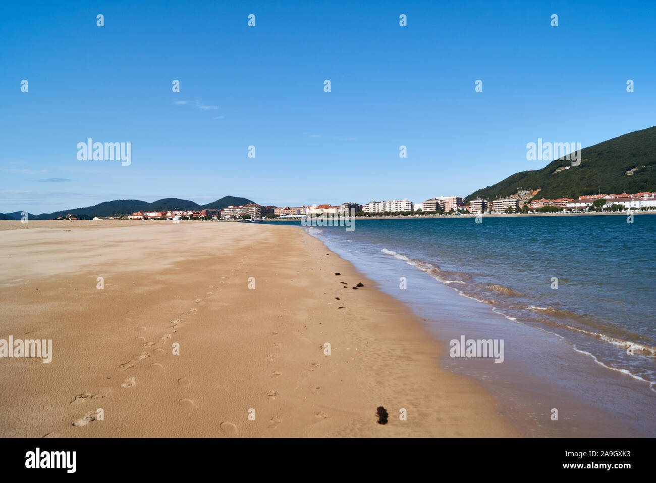 summer view in laredo walking on the beach Stock Photo - Alamy