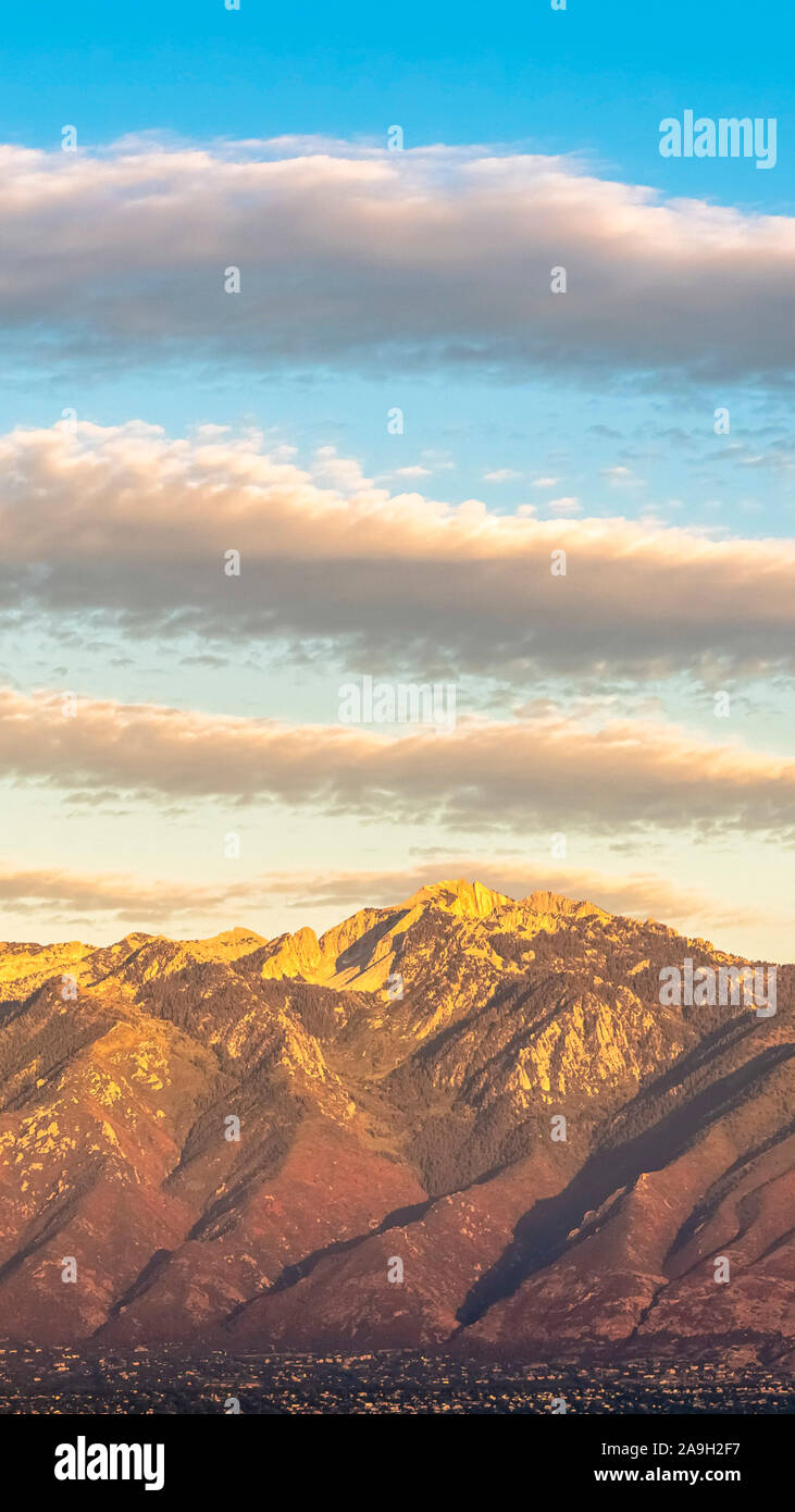 Vertical Panorama view of Mount Timpanogos at sunset Stock Photo - Alamy