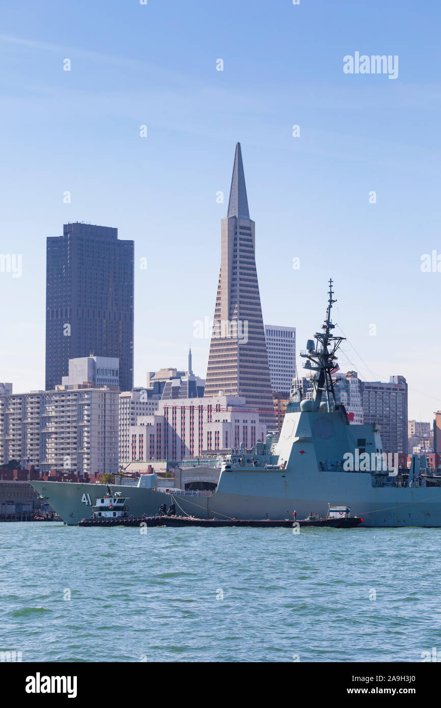 HMAS Brisbane on a visit to San Francisco for Fleet Week 2019 ...