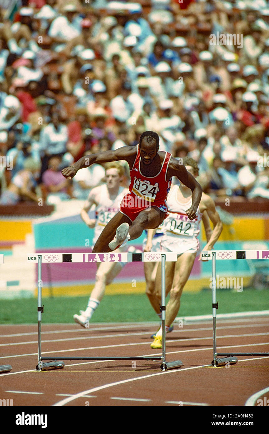 Edwin Moses (USA) competing at the 1984 Olympoic Summer Games Stock ...