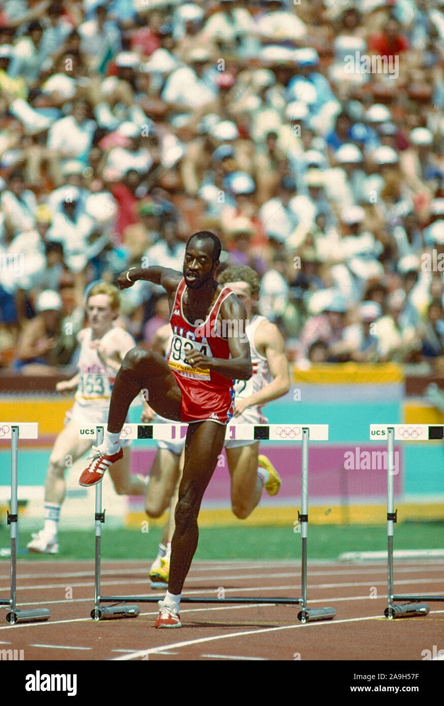 Edwin Moses (USA) competing at the 1984 Olympoic Summer Games Stock ...