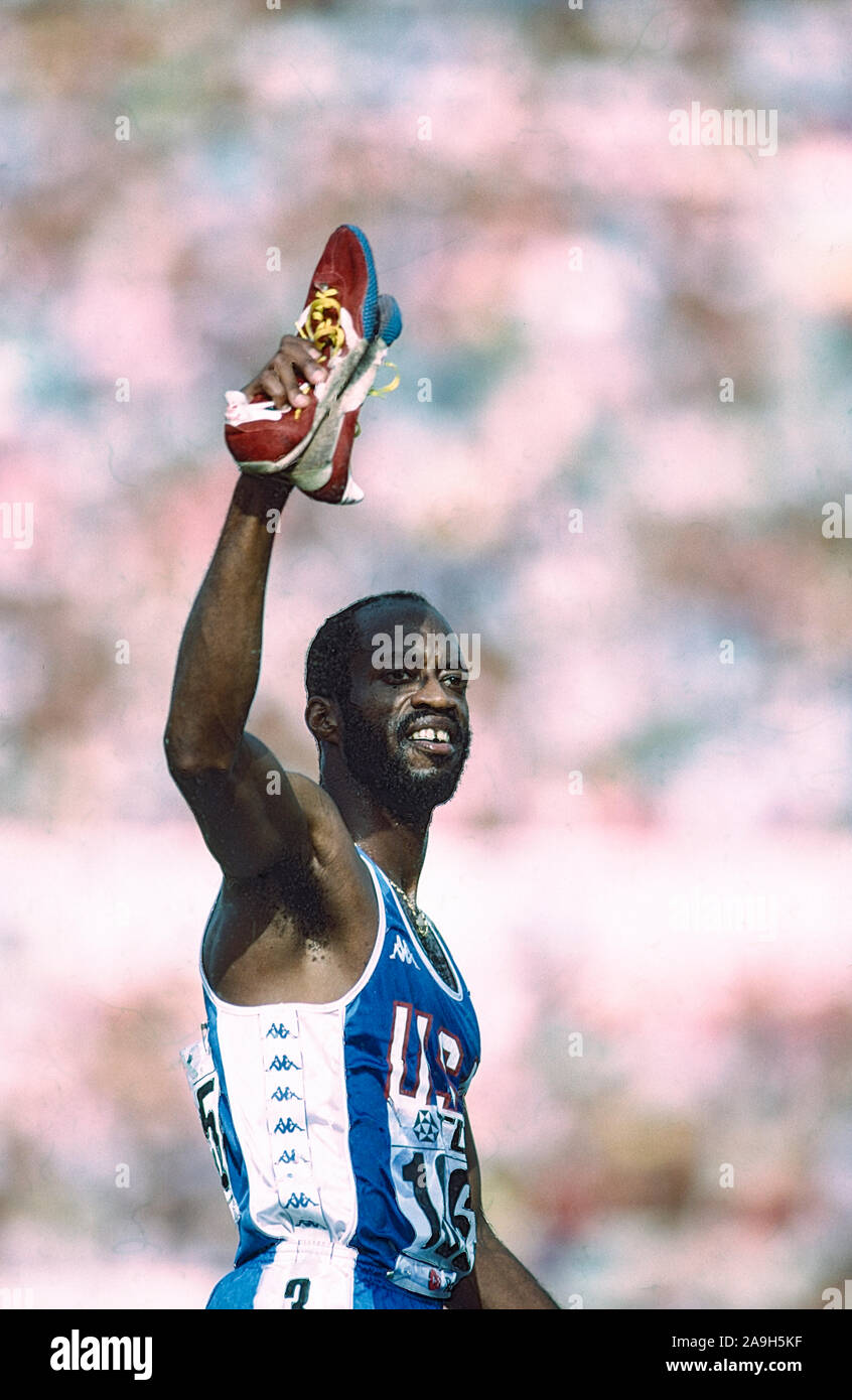 Edwin Moses (USA) competing at the 1987 World Championships in ...