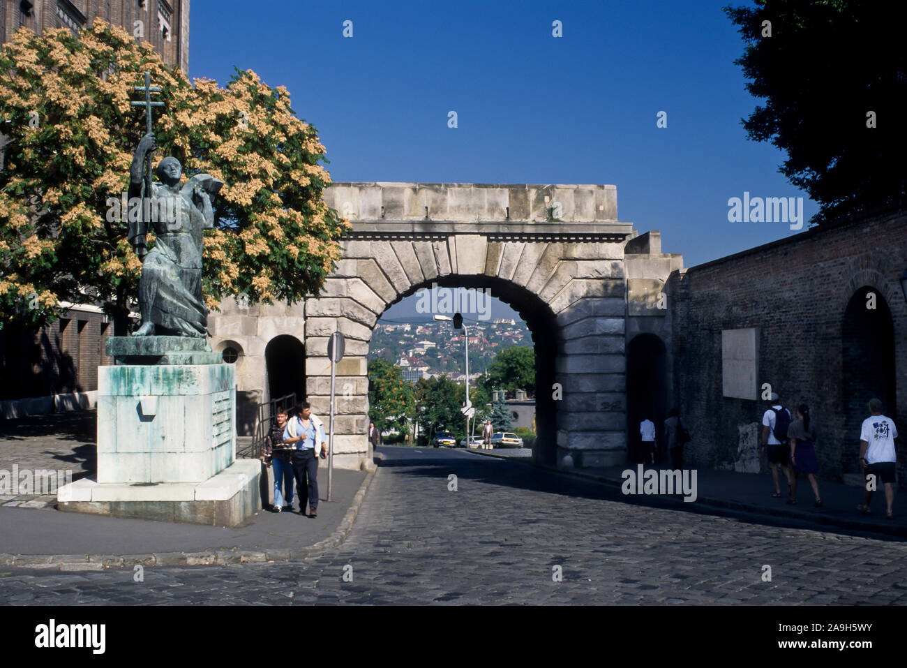 Budapest, Halászbástya, Fischerbastei - Budapest, Fisherman's Bastion ...