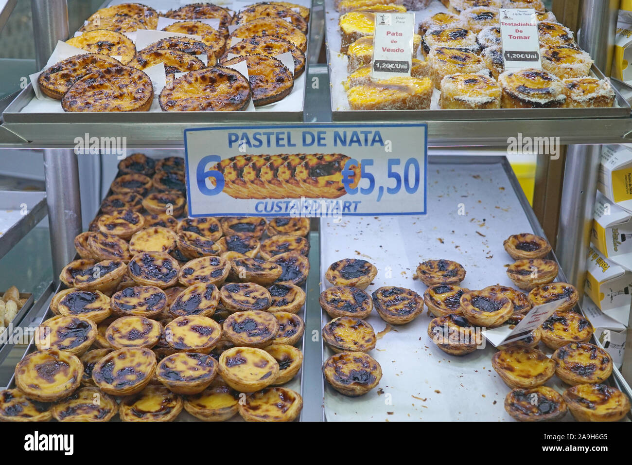 Backwaren hi-res stock photography and images - Alamy