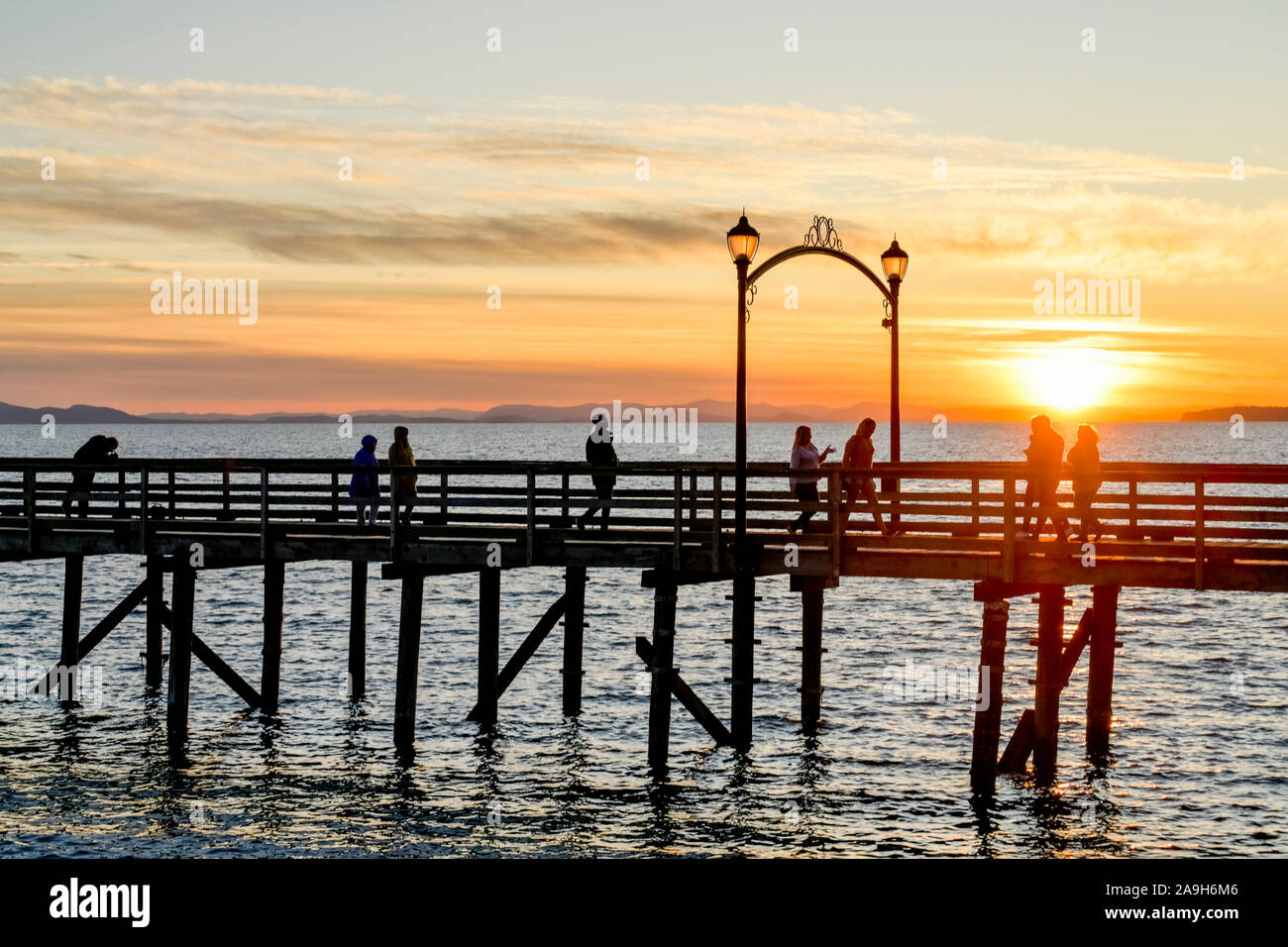White rock longest pier hi-res stock photography and images - Alamy