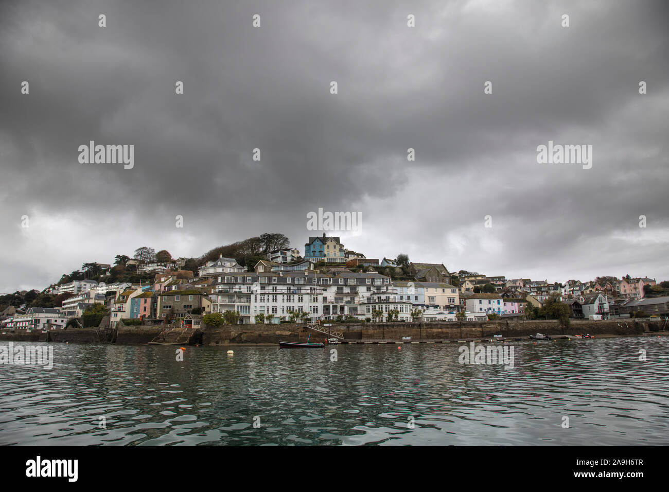 Atmospheric view of salcombe hi-res stock photography and images - Alamy