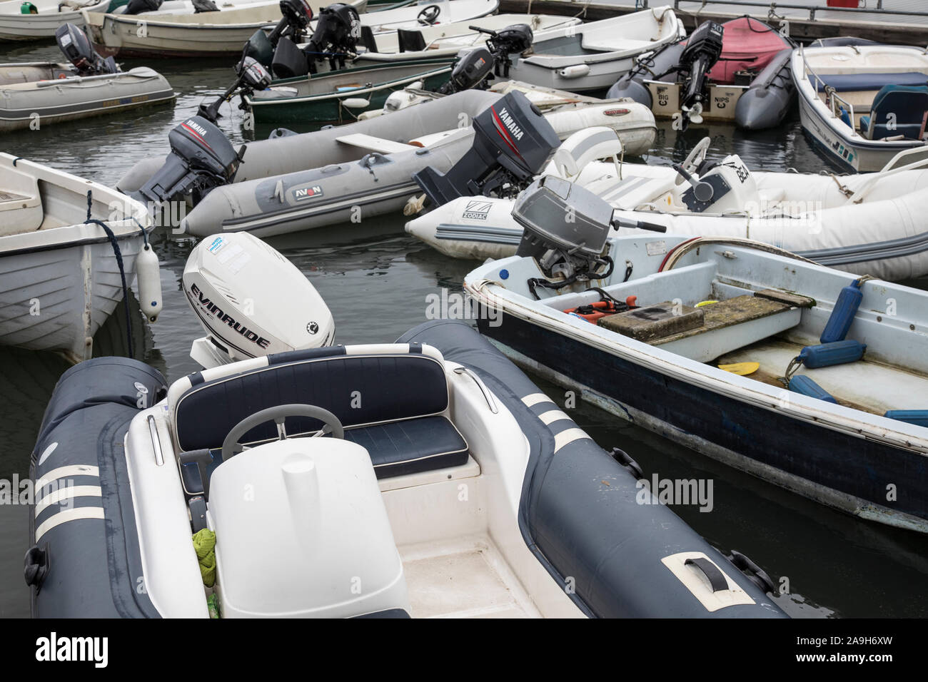 Inflatable dinghies hi-res stock photography and images - Alamy