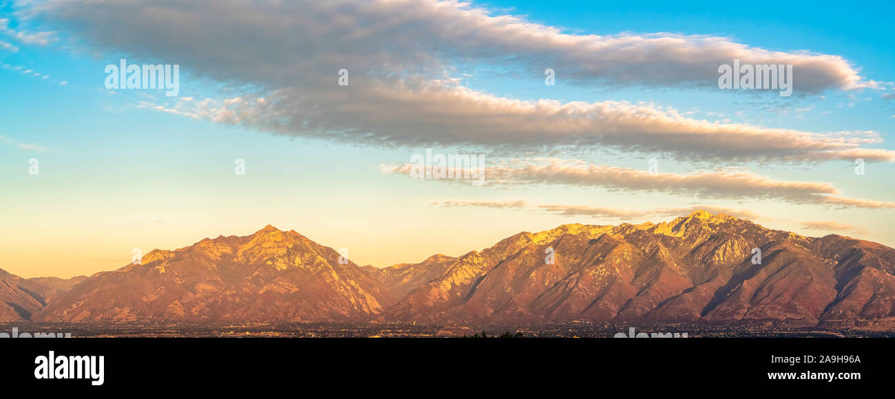 Panorama view of Mount Timpanogos at sunset Stock Photo - Alamy
