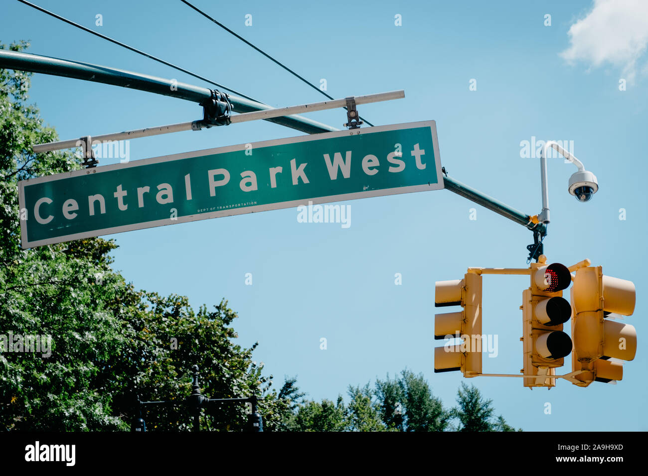 Signal and street sign at Central Park West Manhattan New York Stock ...