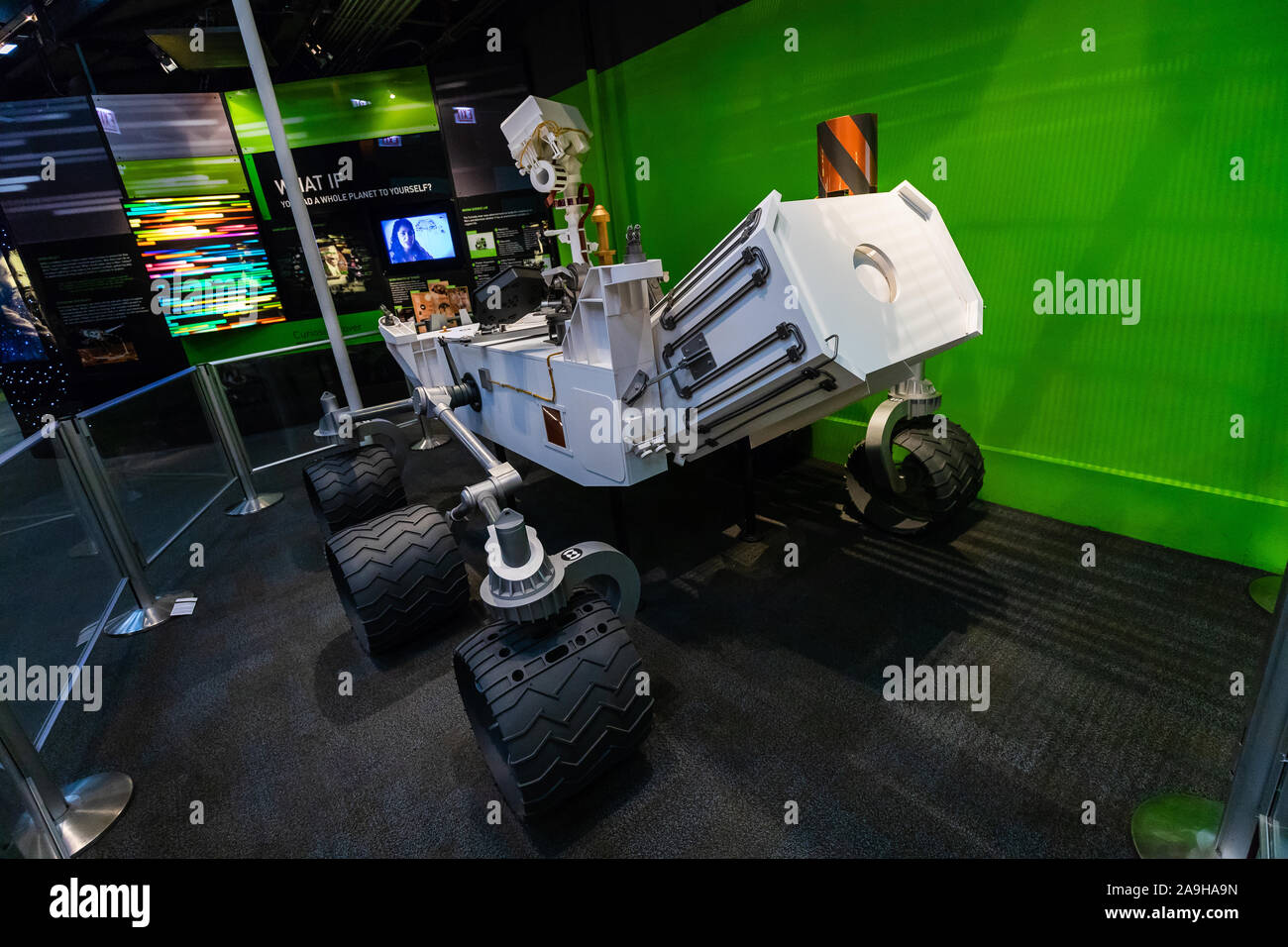 Downtown chicago retro hi-res stock photography and images - Alamy