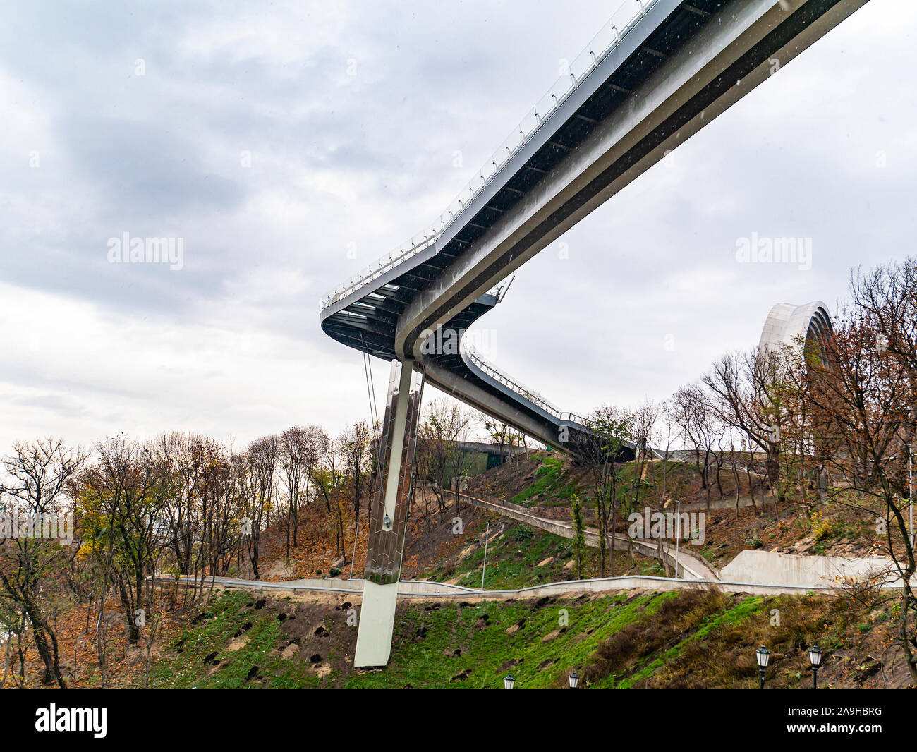 Top down view pedestrian bridge hi-res stock photography and images - Alamy