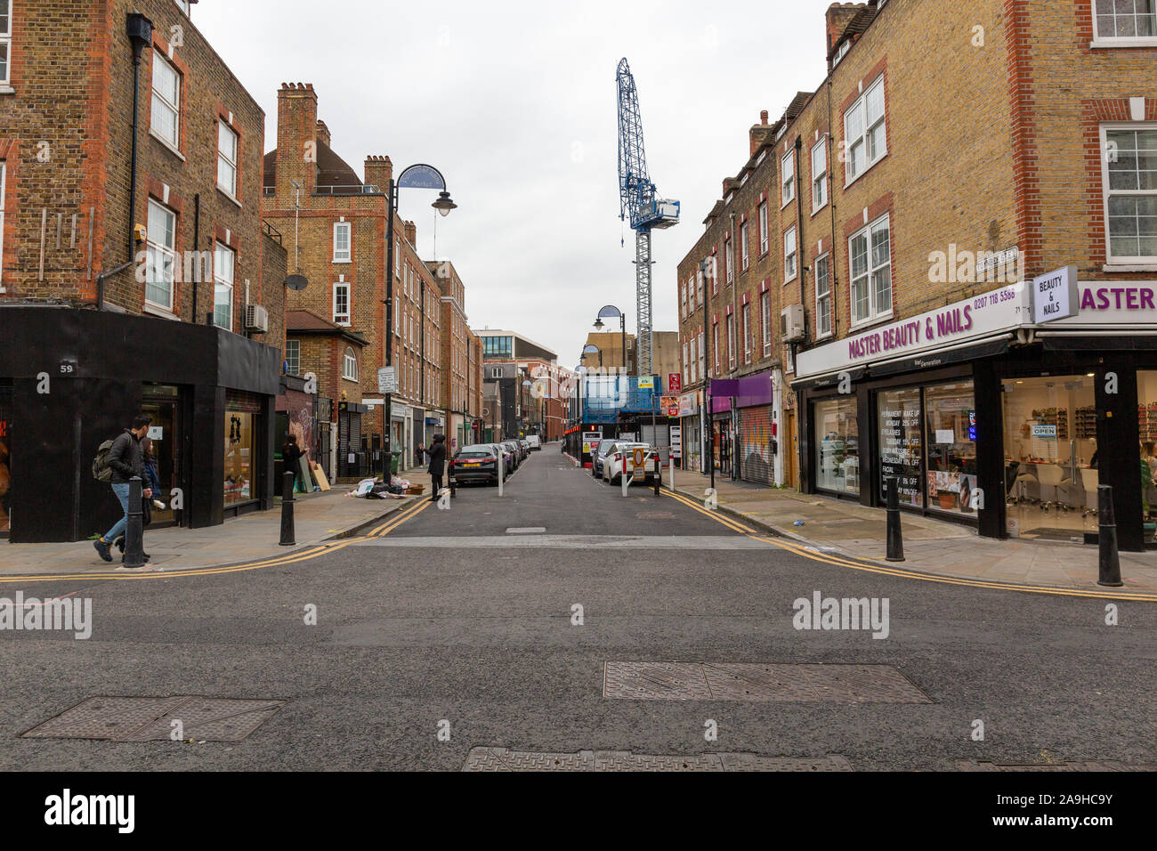 Pub aldgate hi-res stock photography and images - Alamy