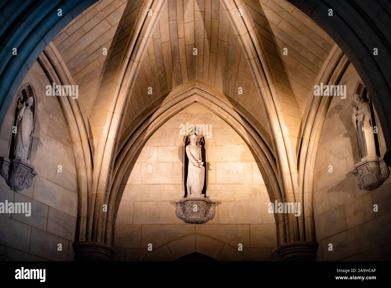WASHINGTON, DC - Statues in an apse in Washington National Cathedral ...