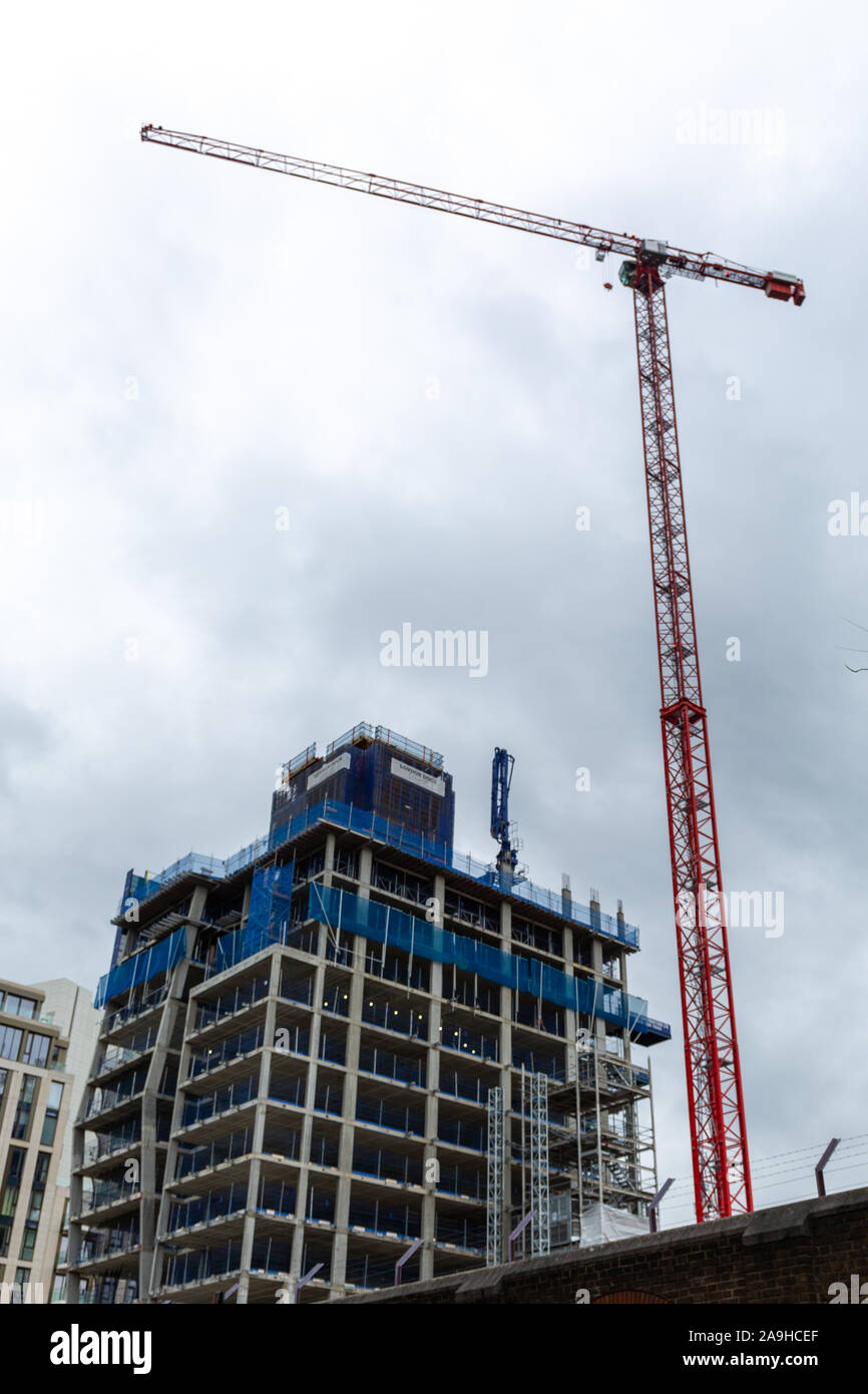 London dock by st george hi-res stock photography and images - Alamy