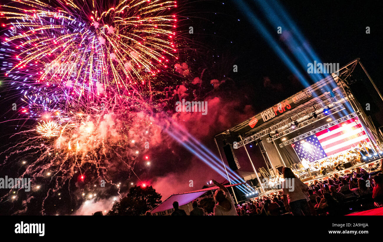Portland (Maine) Pops Symphony on stage performing during July 4th ...