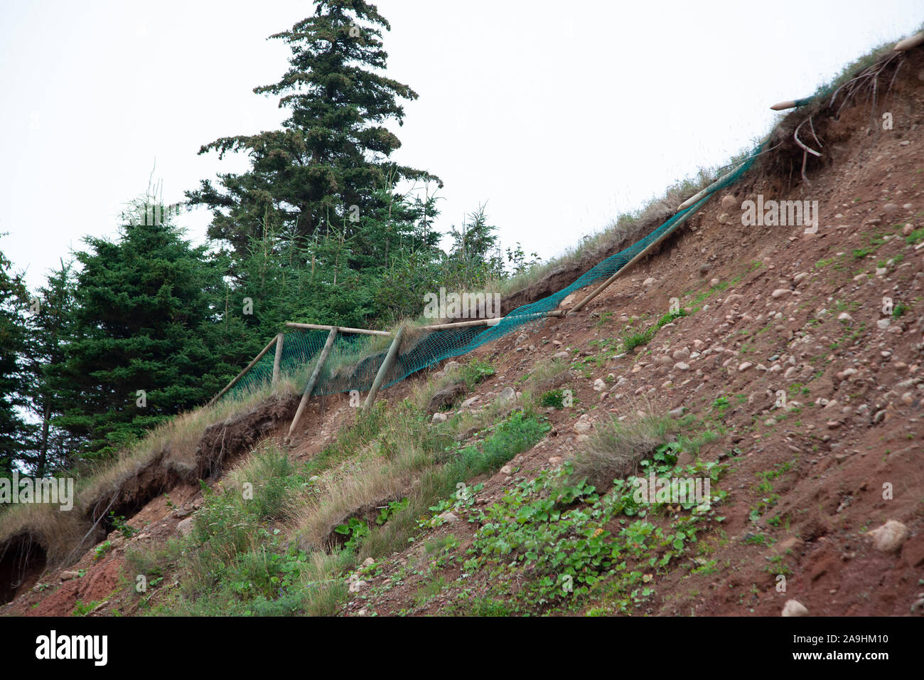 Rock fall netting hi-res stock photography and images - Alamy