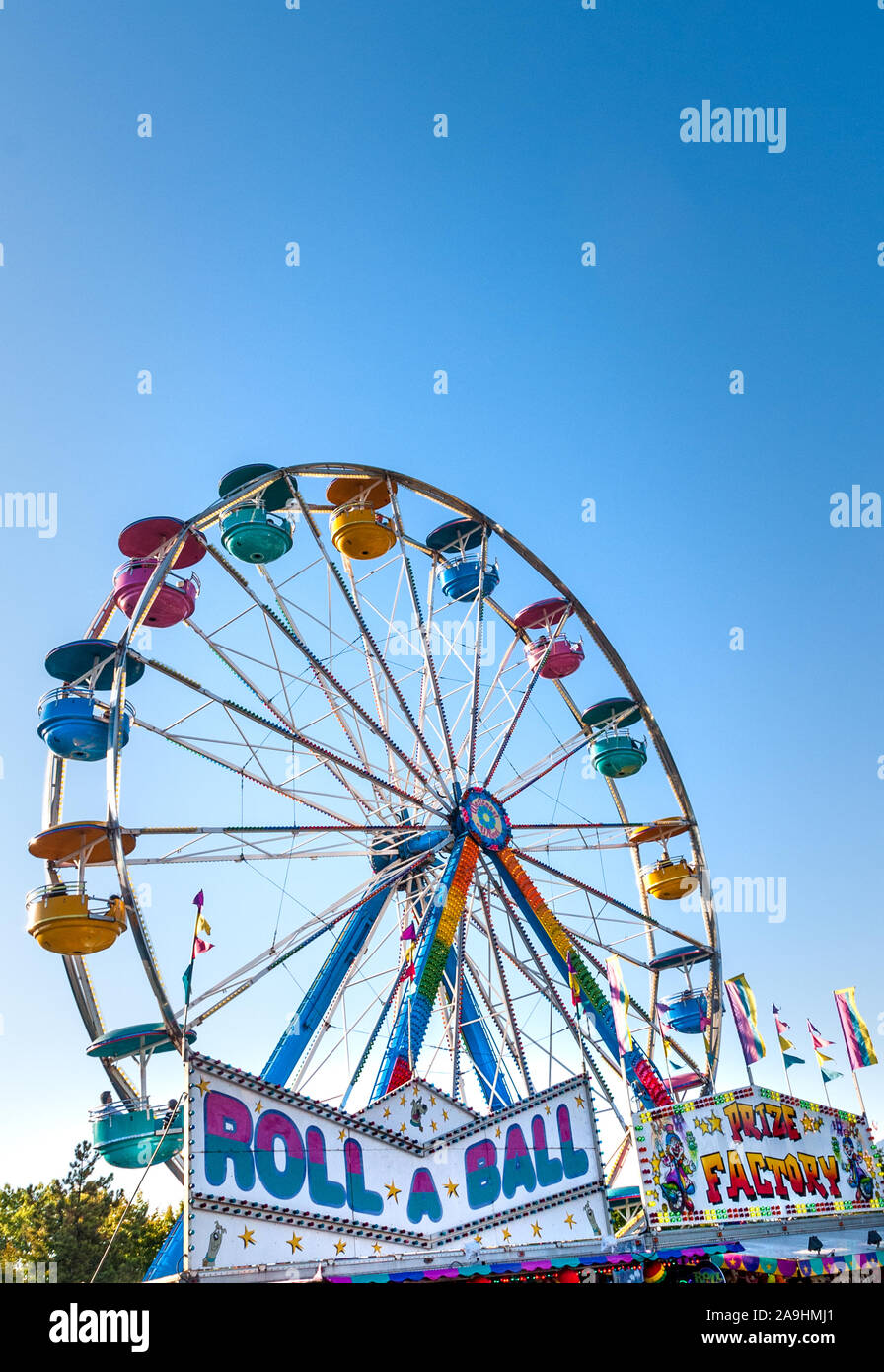 Fairground ferris wheel hi-res stock photography and images - Alamy