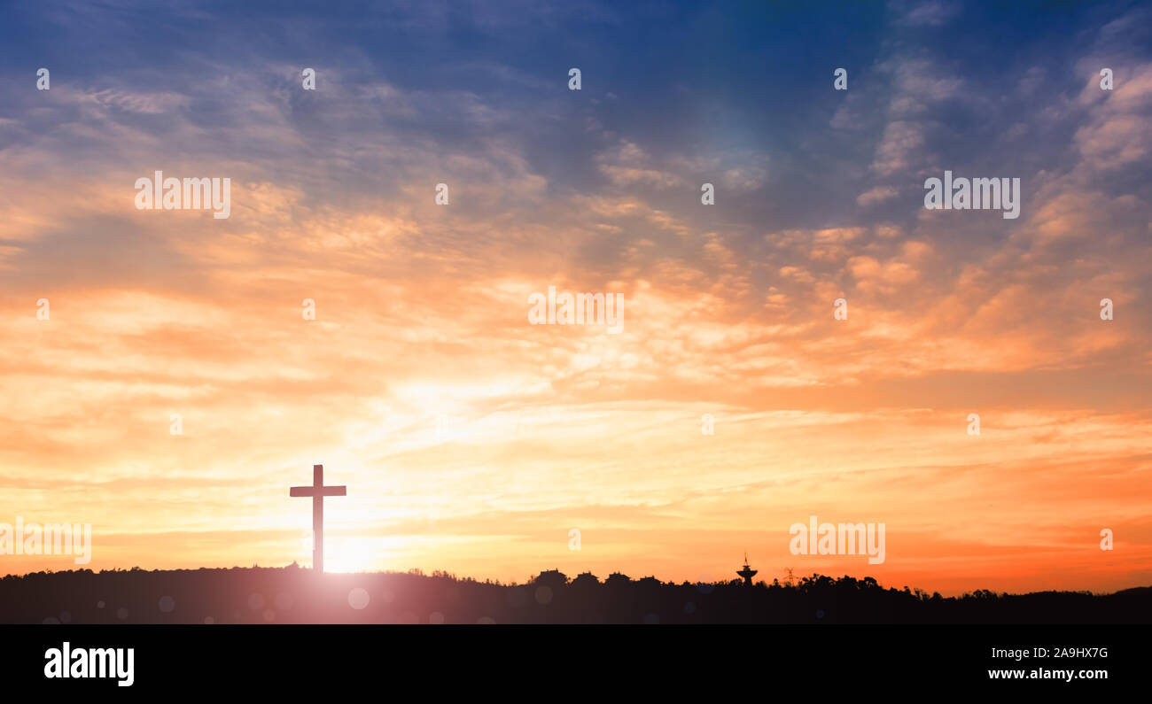 Christ Jesus concept: cross in the morning at sunrise Stock Photo - Alamy