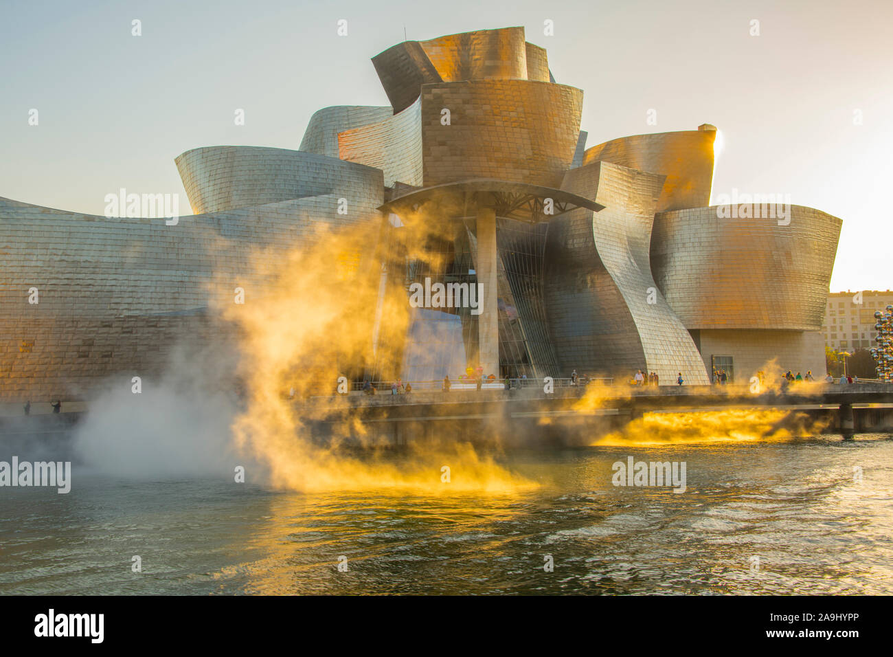 Side view guggenheim museum bilbao hi-res stock photography and images ...