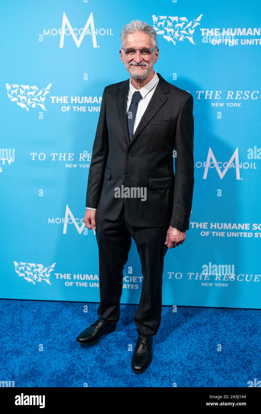 Patrick mcdonnell hi-res stock photography and images - Alamy