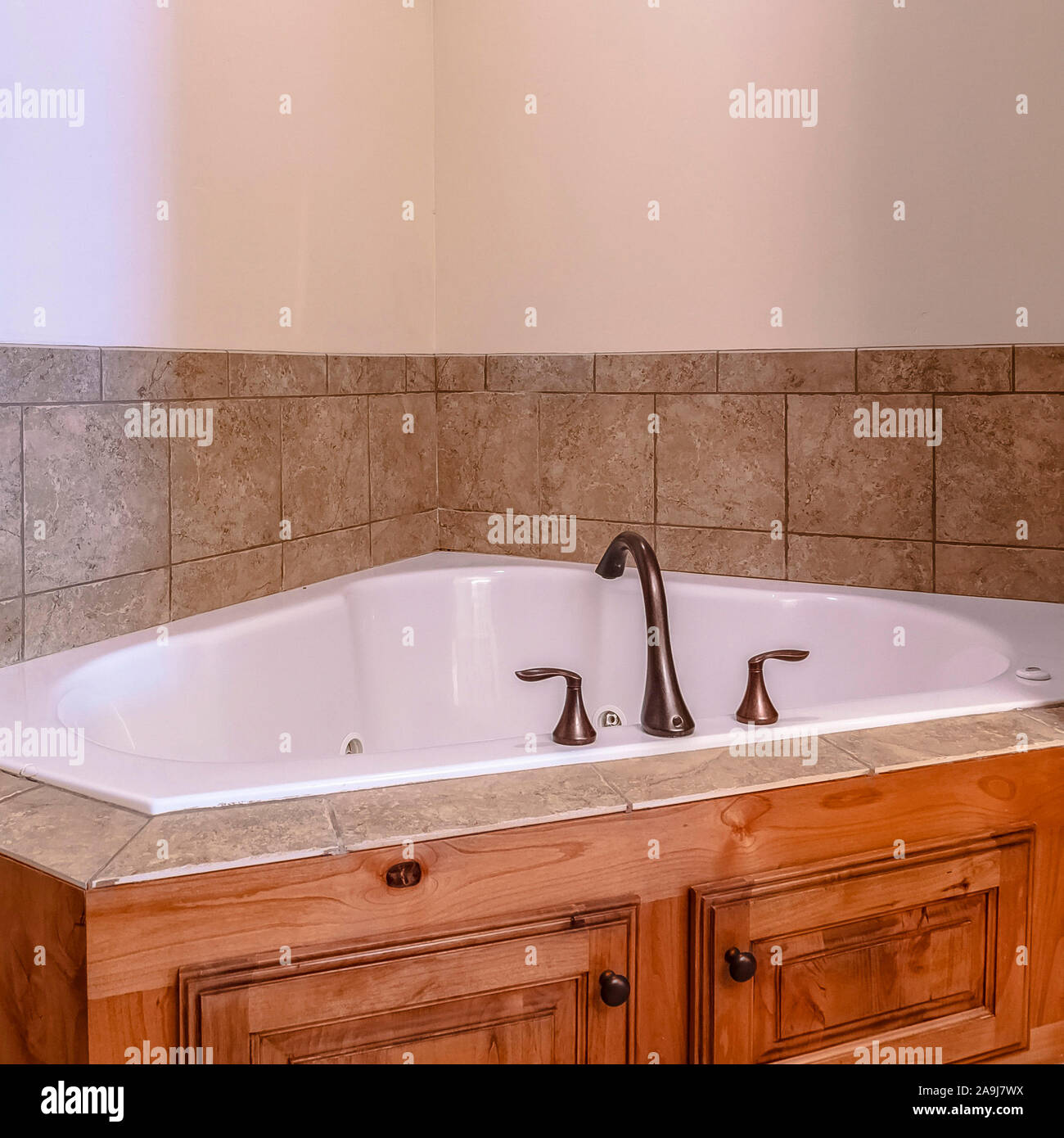 Corner bath hi-res stock photography and images - Alamy