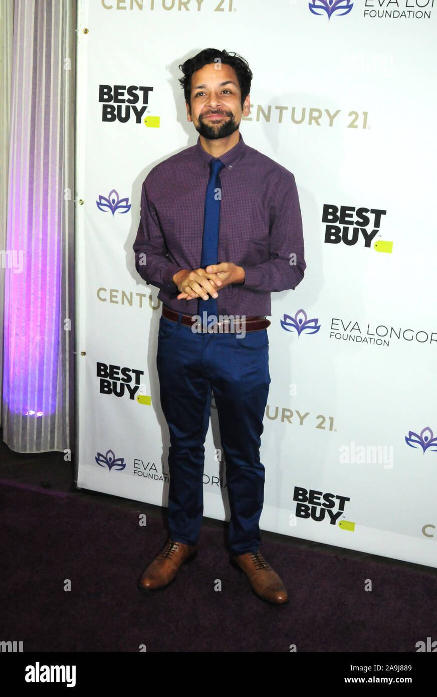 Beverly Hills, California, USA. 15th Nov, 2019. Actor Izzy Diaz attends ...