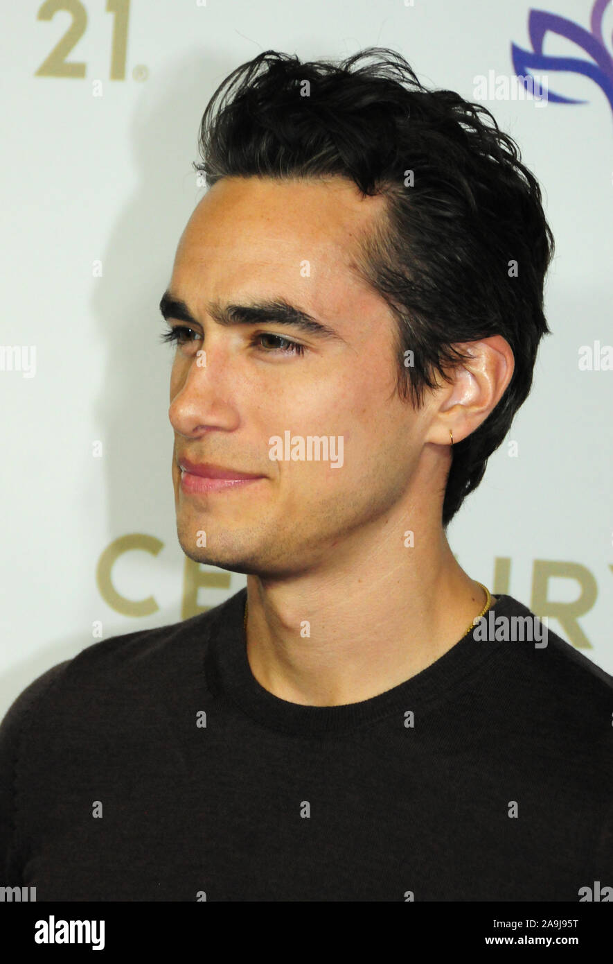 Beverly Hills, California, USA. 15th Nov, 2019. Actor Jose Moreno ...