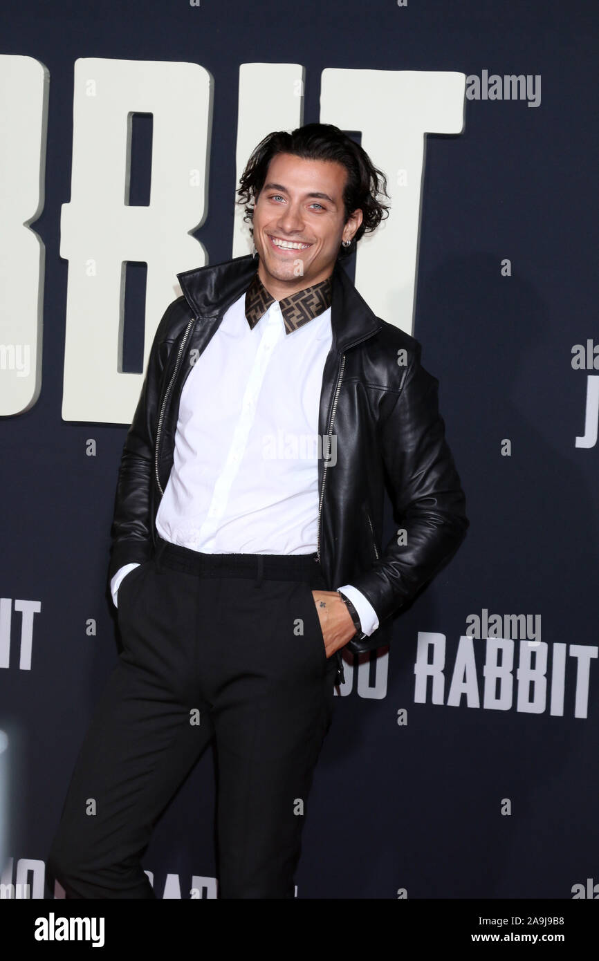 "Jojo Rabbit" Premiere at the American Legion Post 43 on October 15 ...