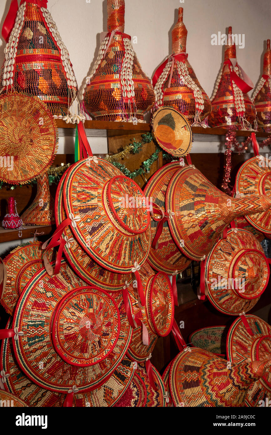 Basketmaking culture hi-res stock photography and images - Alamy