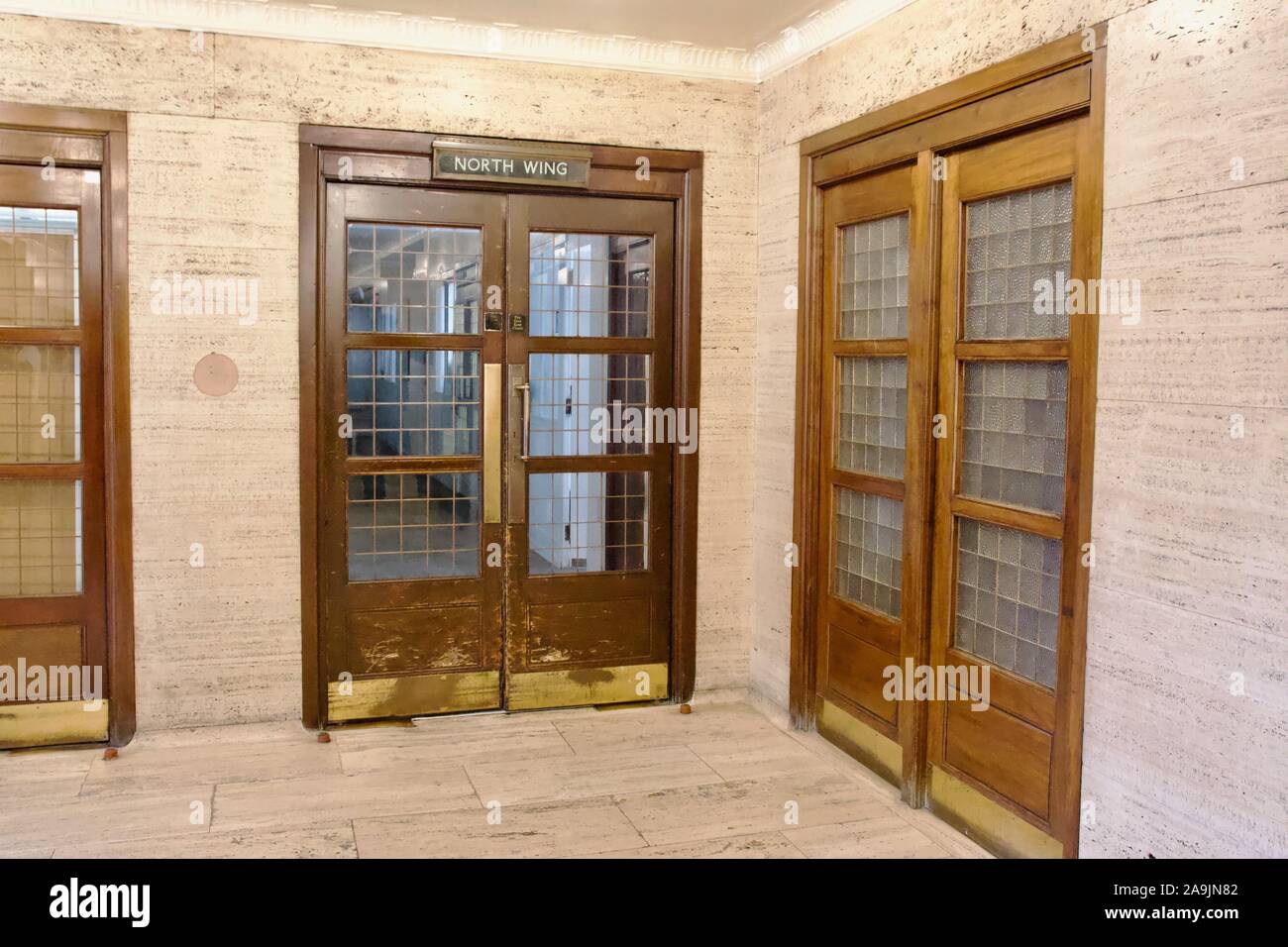 Underground office hi-res stock photography and images - Alamy