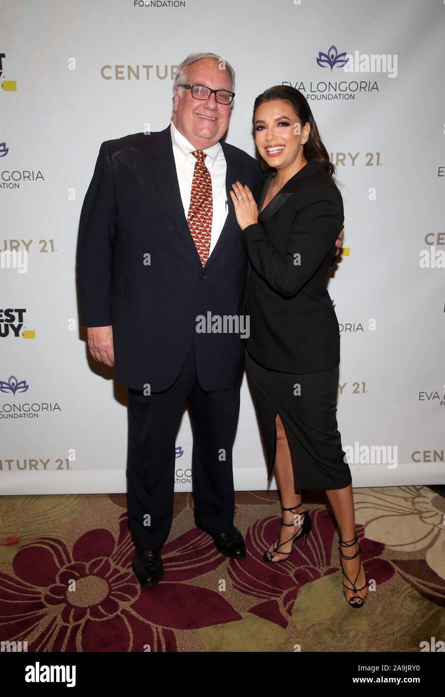 Los Angeles, USA. 15th Nov 2019. Los Angeles, USA. 15th Nov 2019. Alex ...