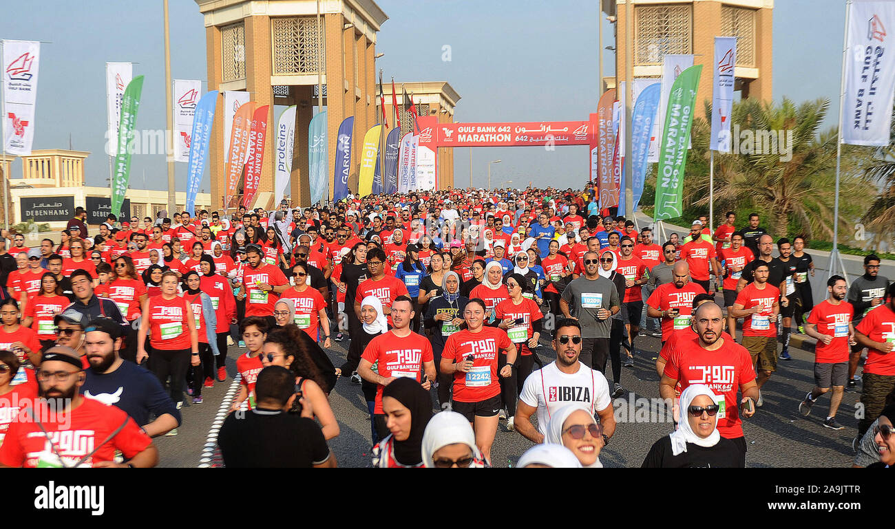 Kuwait City, Kuwait. 16th Nov, 2019. People participate in the 6th Gulf ...