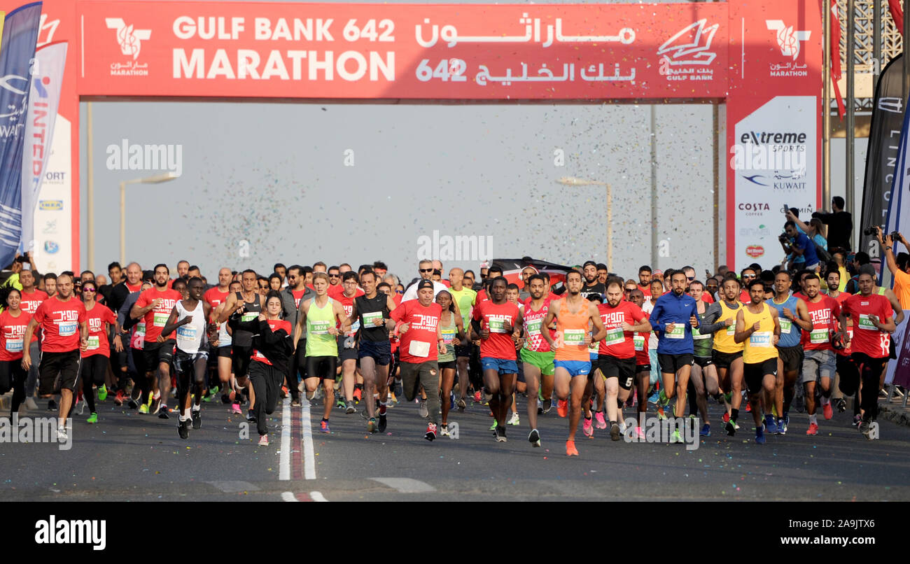 Kuwait City, Kuwait. 16th Nov, 2019. People participate in the 6th Gulf ...