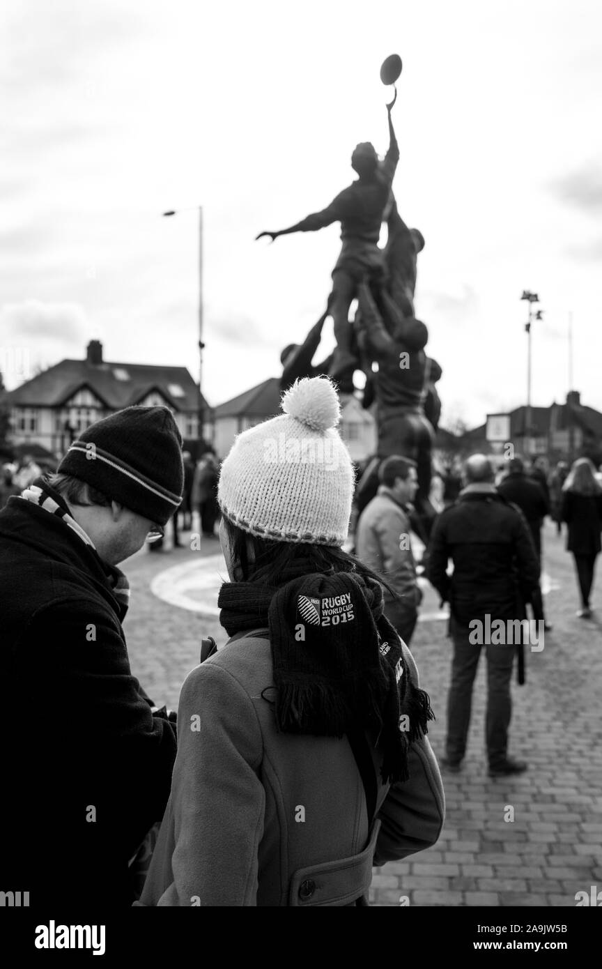 Spirit of rugby statue hi-res stock photography and images - Alamy
