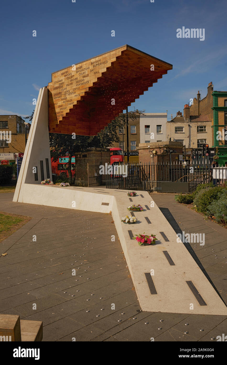 bethnal green disaster memorial Stock Photo - Alamy