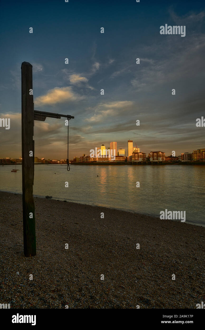 execution dock wapping london Stock Photo - Alamy