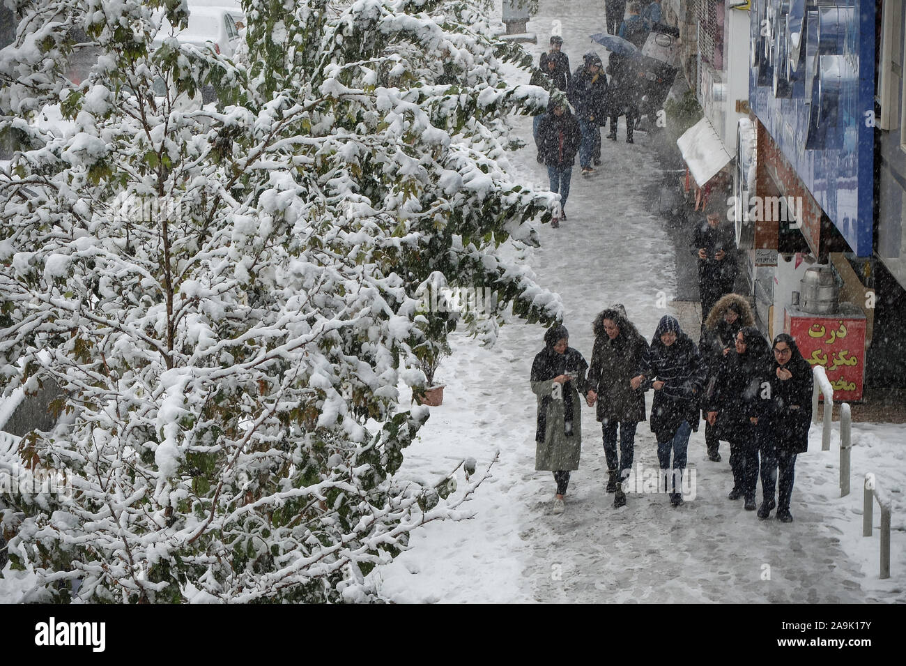Heavy traffic tehran iran hi-res stock photography and images - Alamy