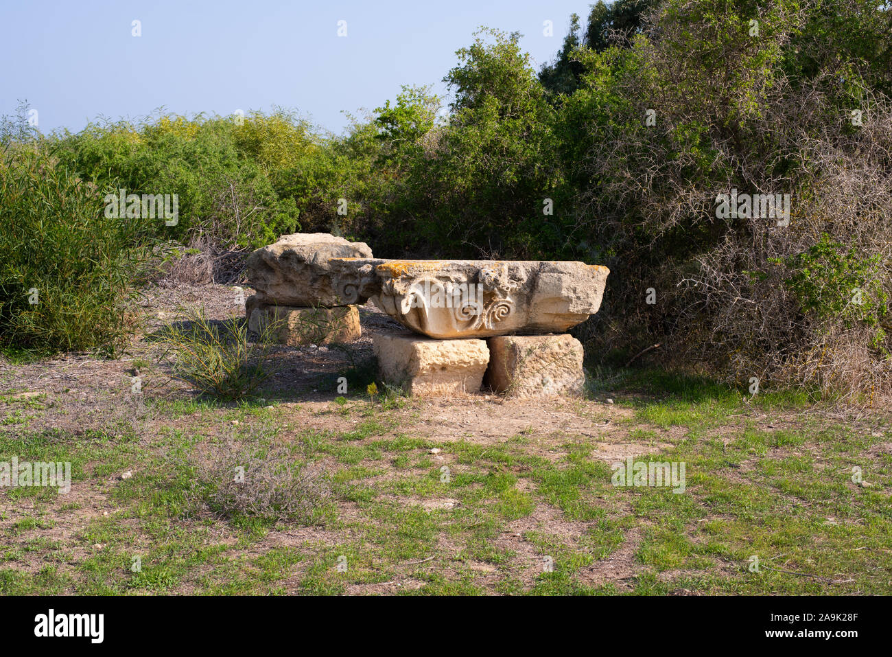 Random pile hi-res stock photography and images - Alamy