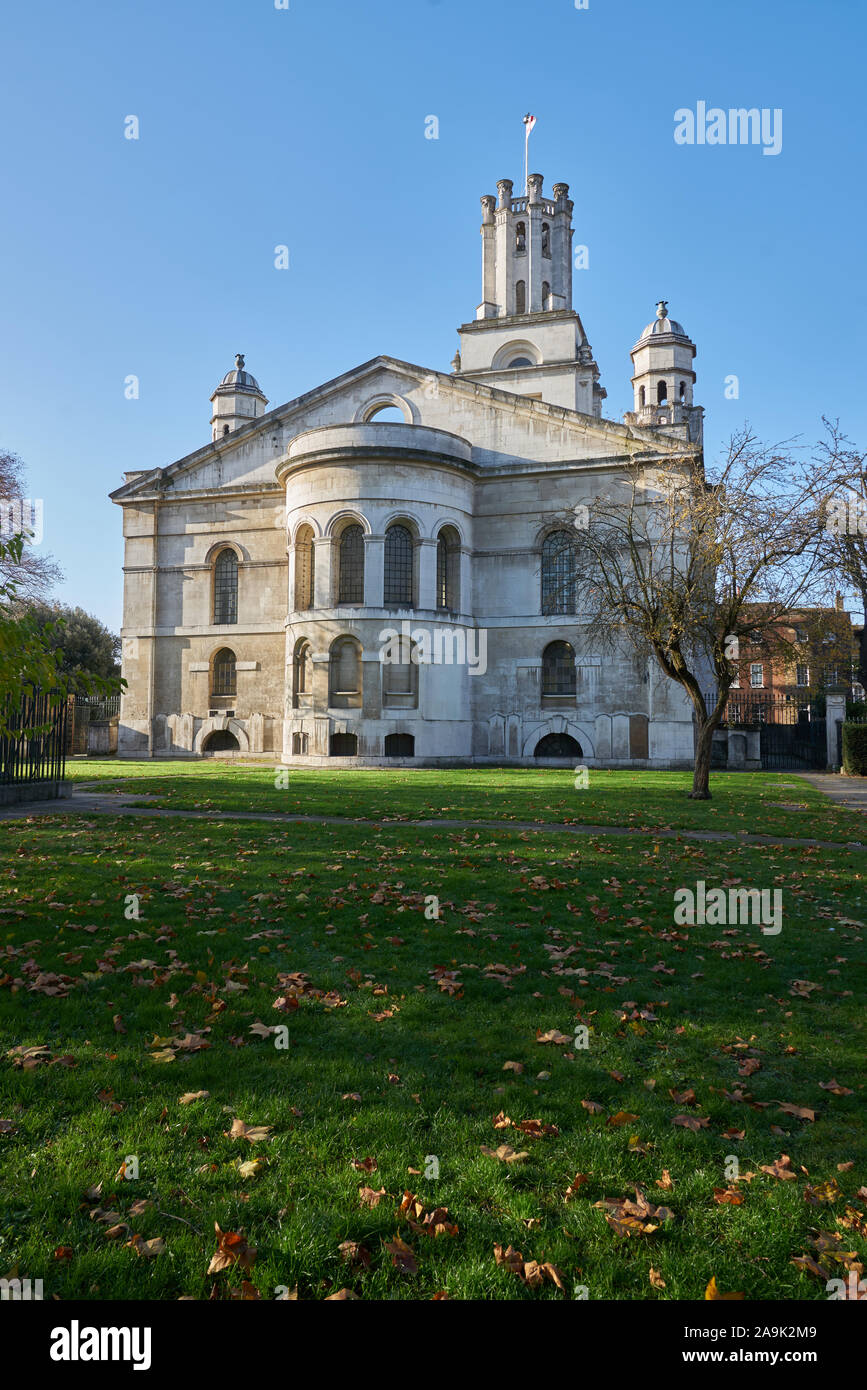 St georges in the east hi-res stock photography and images - Alamy