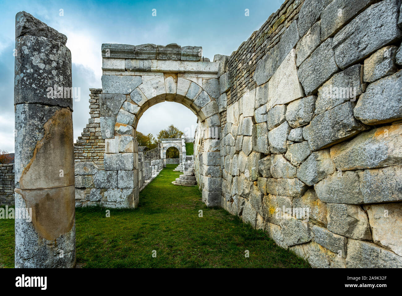Polygonal megalithic blocks hi-res stock photography and images - Alamy