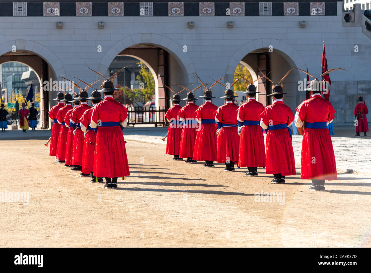 Seoul, South Korea - November 04, 2019: The Royal Guard-Changing ...