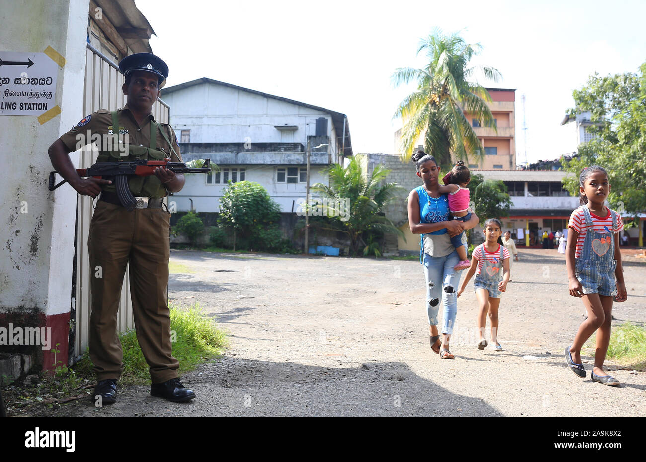 Colombo, Sri Lanka. 16th Nov, 2019. A Sri Lankan Police officer stands ...