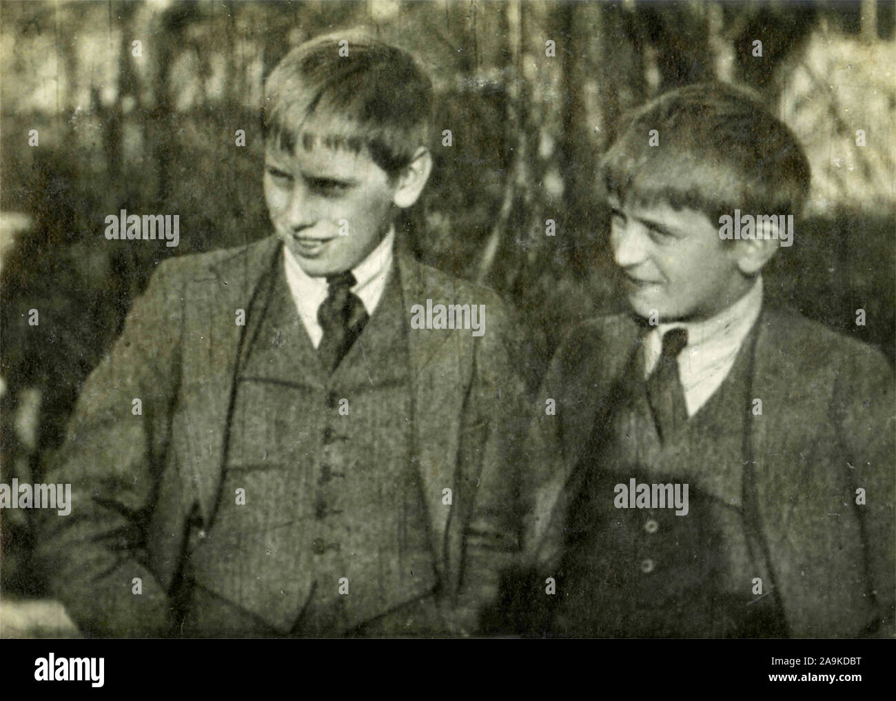 Two tie hi-res stock photography and images - Alamy