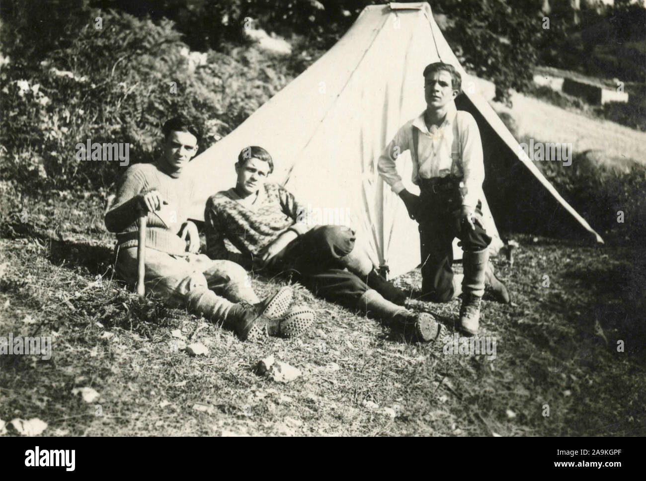 Men in breeches hi-res stock photography and images - Alamy